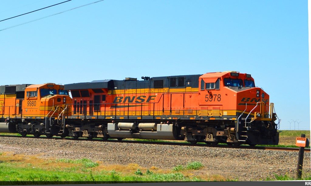 BNSF 5978